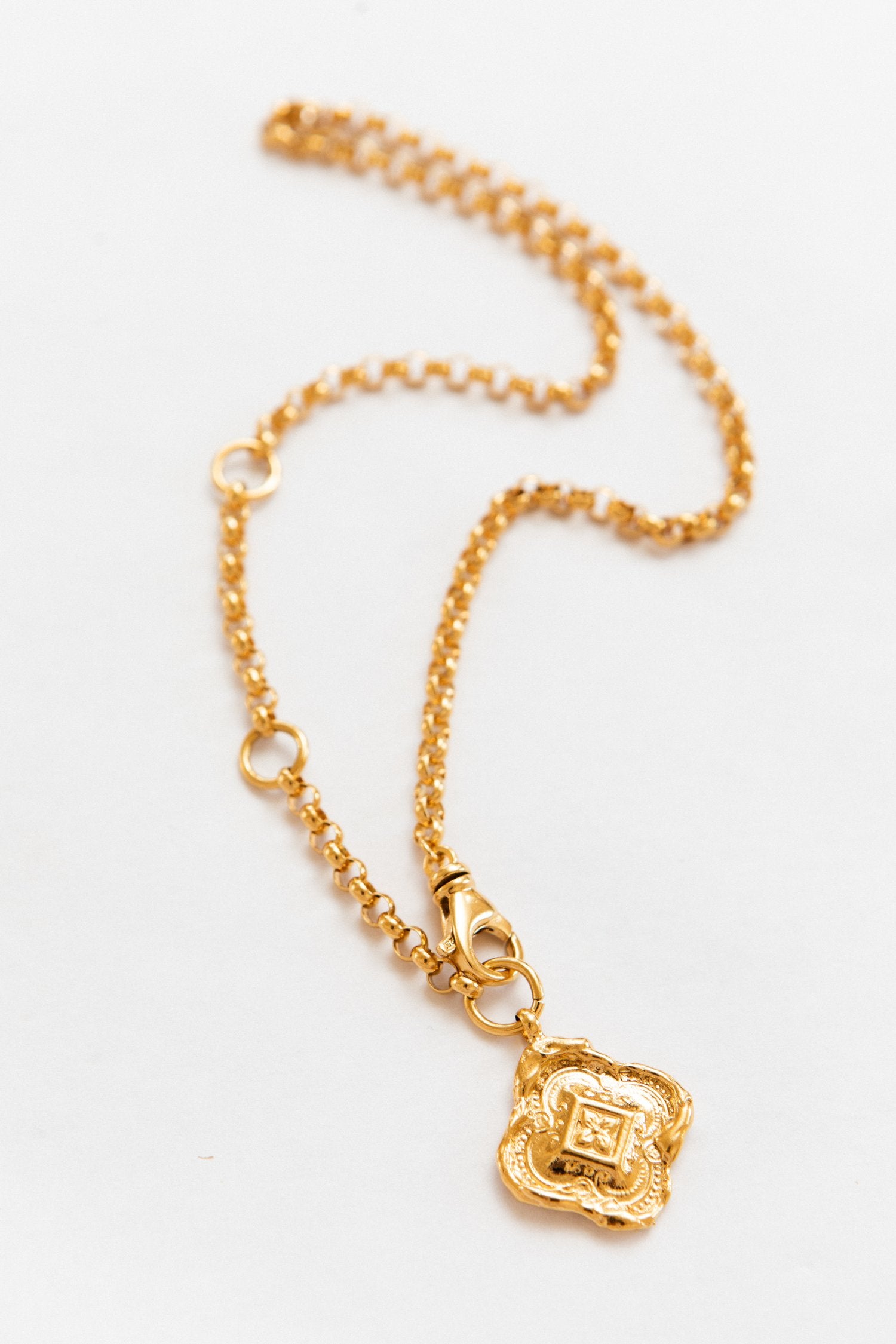 Pamela Card - Infinite Compass Necklace – Bernstein & Gold